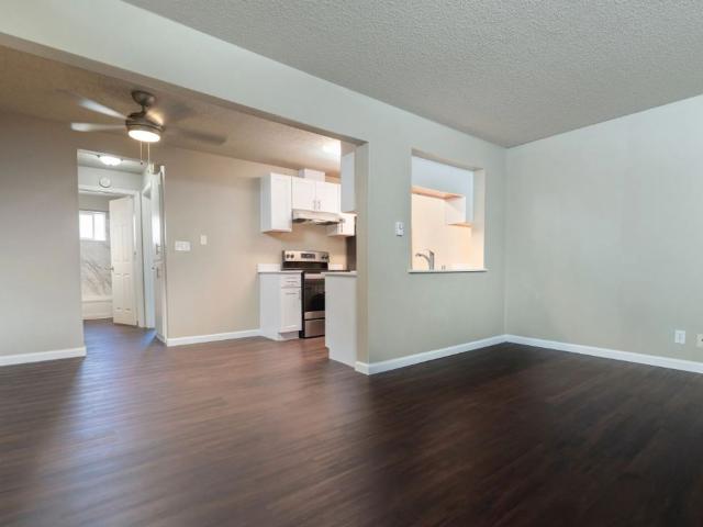 The Anderson Apartments: Renovated Units, Great Location!