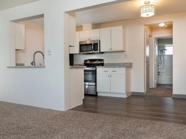 The Anderson Apartments: Renovated Units, Great Location! Studio Apartment for Rent at 616 N Anderson St, Tacoma, WA 98406 North End