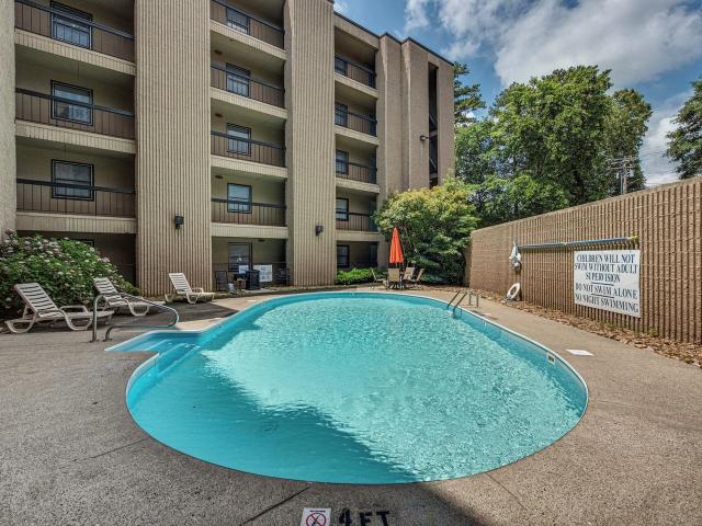 The Abbey 1 Bedroom Apartment for Rent at 380 9th Avenue Dr Ne, Hickory, NC 28601 Viewmont