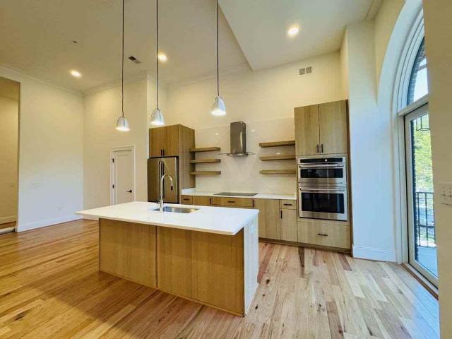 The Abby on Stuart 3 Bedroom Apartment for Rent at 3215 Stuart Ave, Richmond, VA 23221 The Museum District