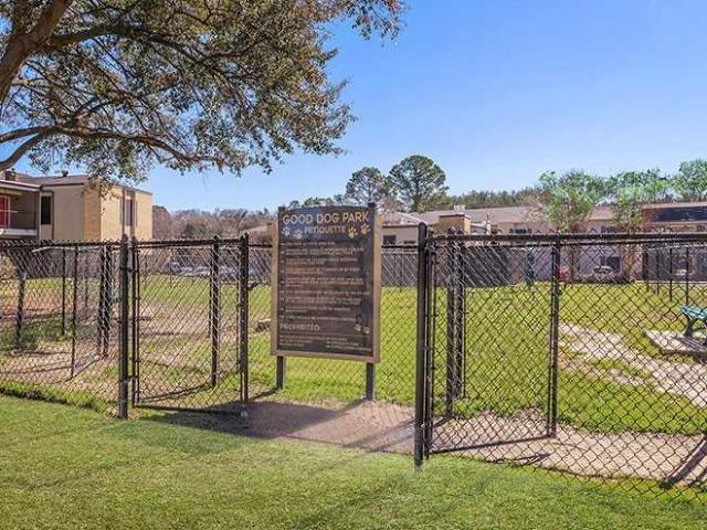 The Adaire Apartment Homes 3 Bedroom Apartment for Rent at 4400 Paluxy Dr, Tyler, TX 75703
