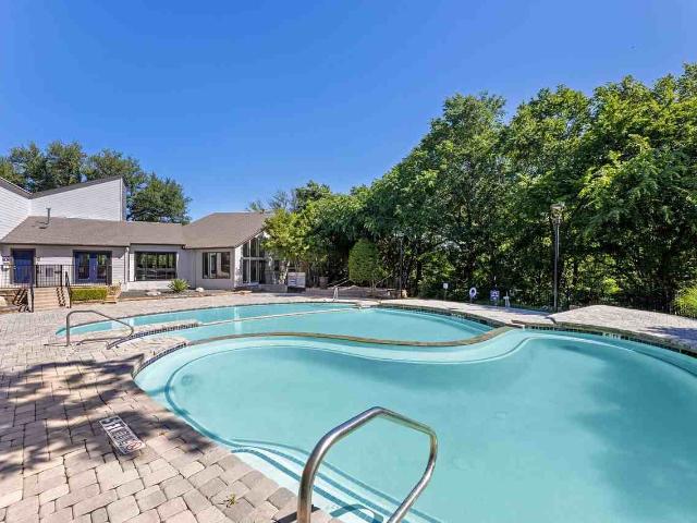 The Admiral Apartments 1 Bedroom Apartment for Rent at 3808 Post Oak Blvd, Euless, TX 76040