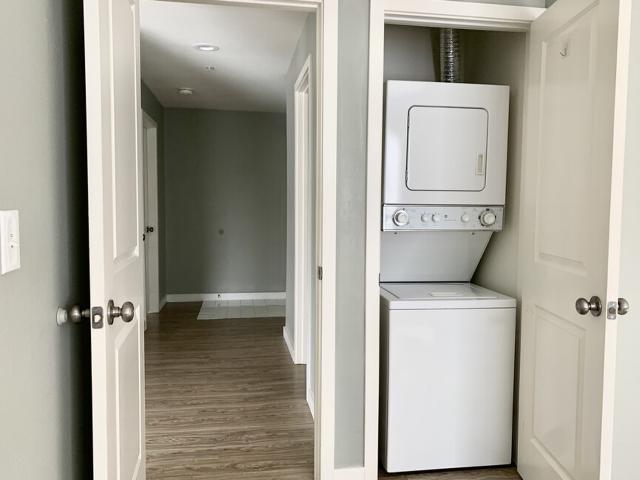 The Aire Apartments 2 Bedroom Apartment for Rent at 2572 Gilman Dr W, Seattle, WA 98119 North Queen Anne