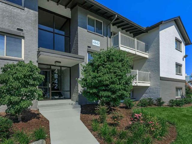 The Alante in Alexandria 3 Bedroom Apartment for Rent at 4820 Kenmore Ave, Alexandria, VA 22304