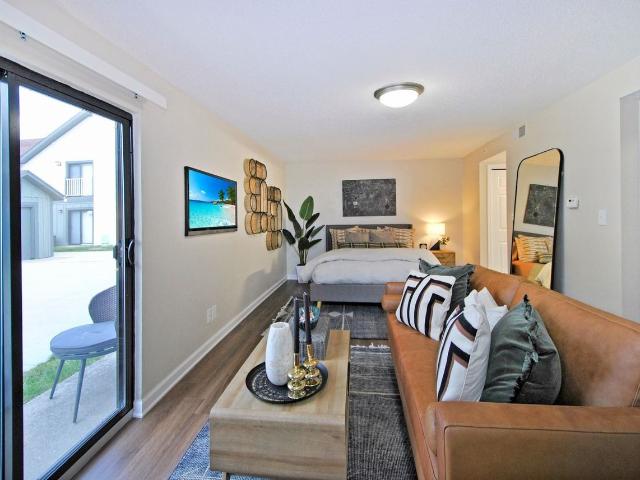 The Alcove Troy 1 Bedroom Apartment for Rent at 2600 Livernois Rd, Troy, MI 48083