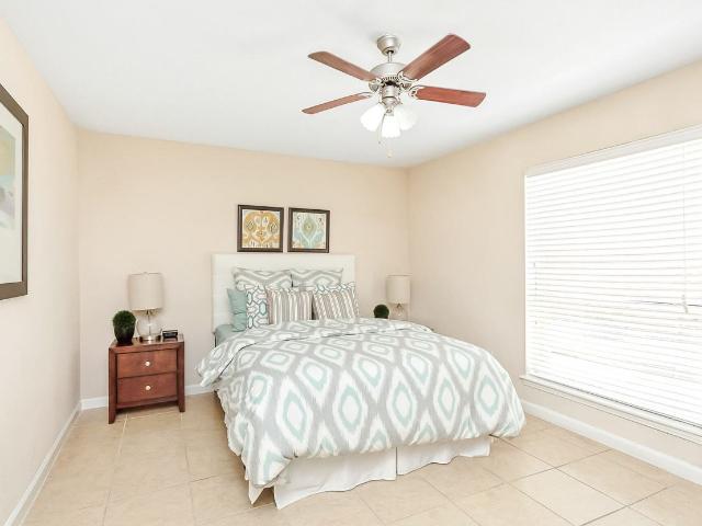 The Alora Apartments 1 Bedroom Apartment for Rent at 5500 El Camino Del Rey St, Houston, TX 77081 Gulfton