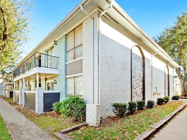 The Alora Apartments 1 Bedroom Apartment for Rent at 5500 El Camino Del Rey St, Houston, TX 77081 Gulfton