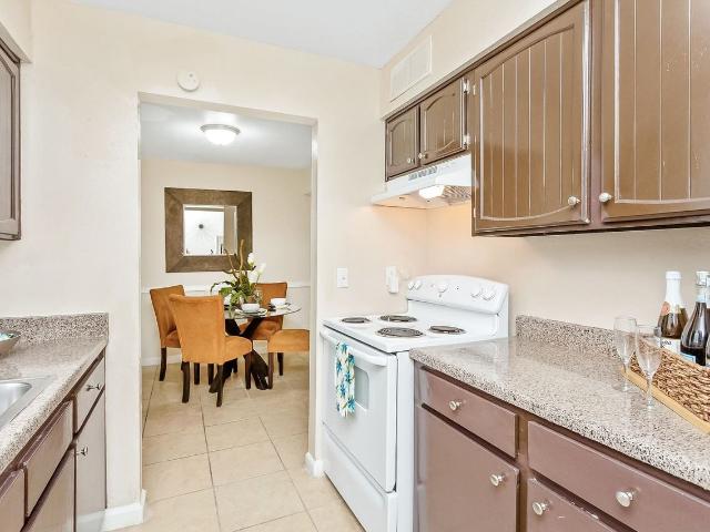 The Alora Apartments 2 Bedroom Apartment for Rent at 5500 El Camino Del Rey St, Houston, TX 77081 Gulfton
