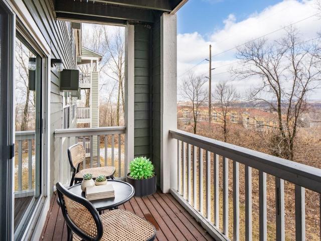 The Apex 1 Bedroom Apartment for Rent at 15101 Greenhaven Dr, Burnsville, MN 55306