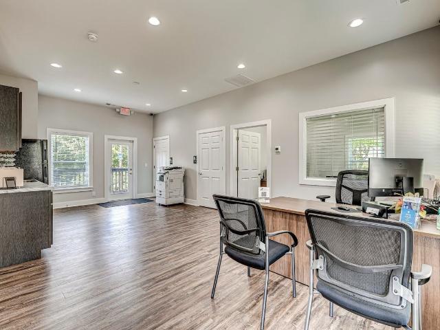 The Apex 1 Bedroom Apartment for Rent at 5293 Eastknoll Ct, Cincinnati, OH 45239 Mount Airy