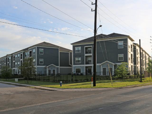 The Apex 2 Bedroom Apartment for Rent at 8520 Madie Dr, Houston, TX 77022 Northside Northline