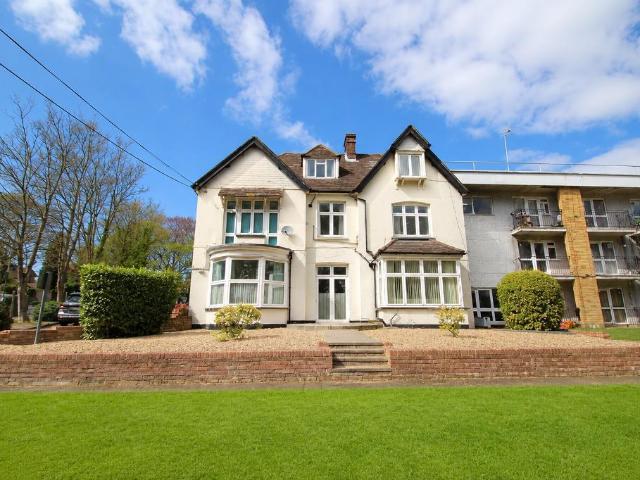 The Approach, Orpington, Kent, BR6 0SH Studio to rent £1,000 pcm £231 pw