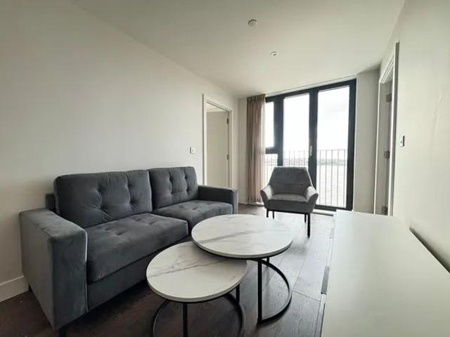 The Aquitania, West Waterloo Place L3