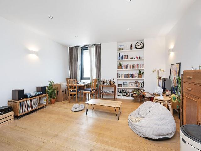 The Arthaus, Hackney, London E8, 2 bed flat to rent, £3,250 pcm | PrimeLocation