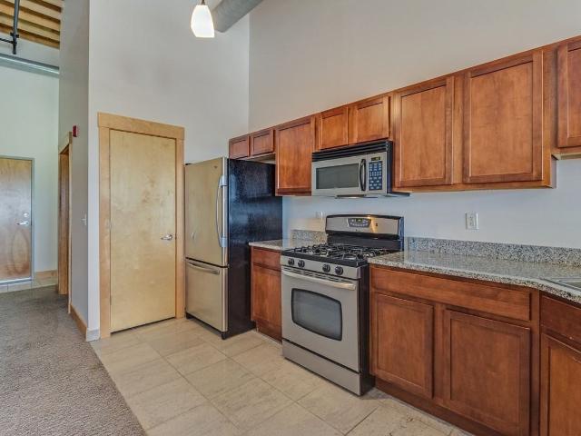 The Arbaugh 2 Bedroom Apartment for Rent at 401 S Washington Sq, Lansing, MI 48933 Downtown Lansing