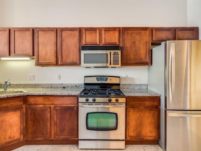 The Arbaugh 2 Bedroom Apartment for Rent at 401 S Washington Sq, Lansing, MI 48933 Downtown Lansing