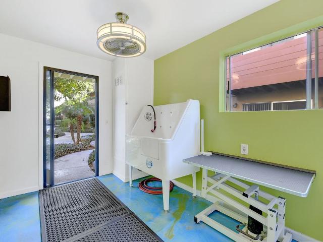 The Arbors at Magnolia 1 Bedroom Apartment for Rent at 150 S Magnolia Ave, Anaheim, CA 92804