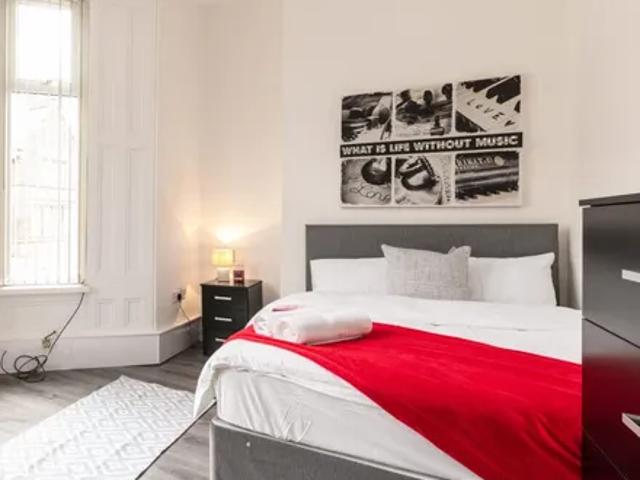 The Arc Hotel, 95 Anfield Road, Liverpool, L4 0SU, United Kingdom | 5 bed house for rent #159684229 | Rentberry
