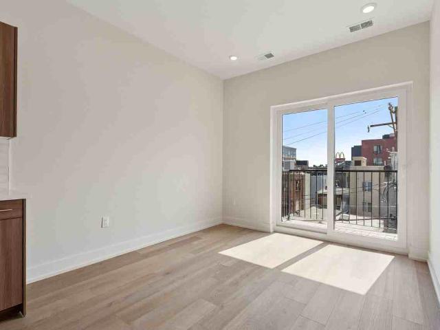 The Archer 2 Bedroom Apartment for Rent at 130 W Girard Ave, Philadelphia, PA 19123 Fishtown