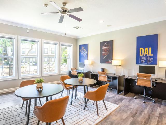 The Arches at Park Cities 2 Bedroom Apartment for Rent at 4400 W University Blvd, Dallas, TX 75209 Greenway Park