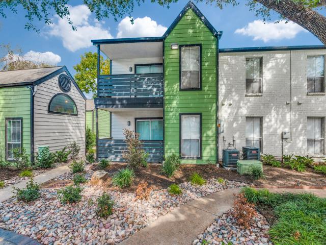 The Argyle 2 Bedroom Apartment for Rent at 1335 Silverado Dr, Houston, TX 77077 Eldridge West Oaks