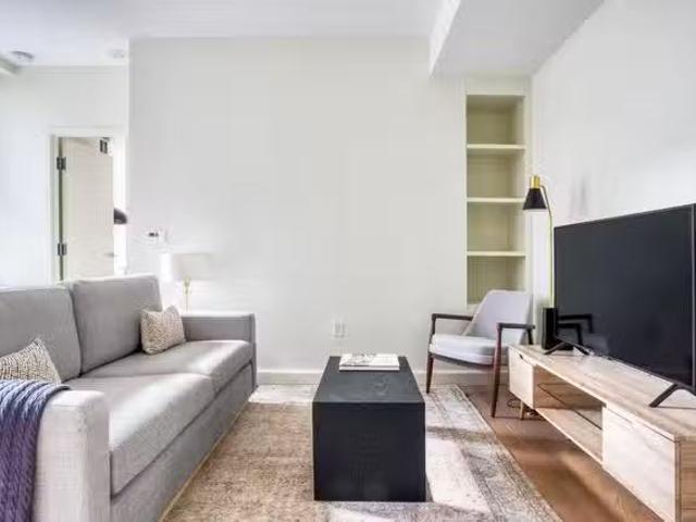 The Arlington, 100 Arlington St, Bay Village 1 Bedroom 1 B.