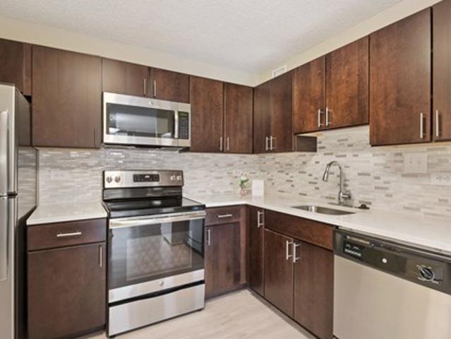 The Ashby at McLean 2 Bed/1 Bath Mclean B1A