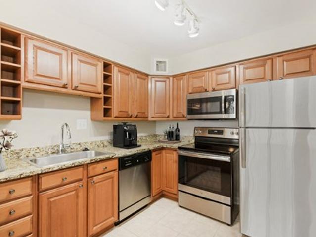 The Ashby at McLean 2 Bed/2 Bath Mclean B2D
