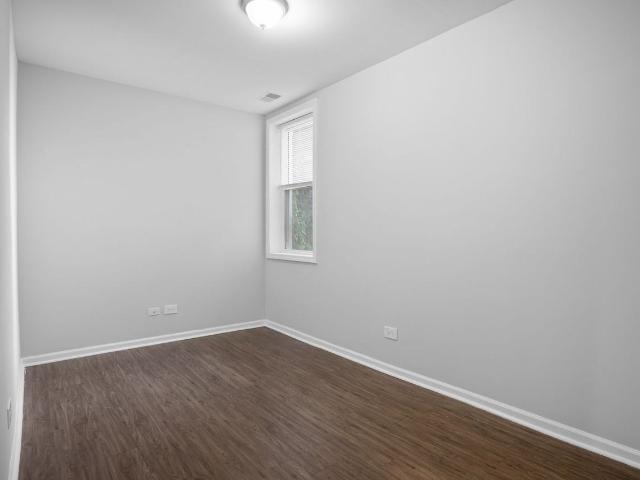 The Ashland Commons 1 Bedroom Apartment for Rent at 7722 N Ashland Ave, Chicago, IL 60626 Rogers Park