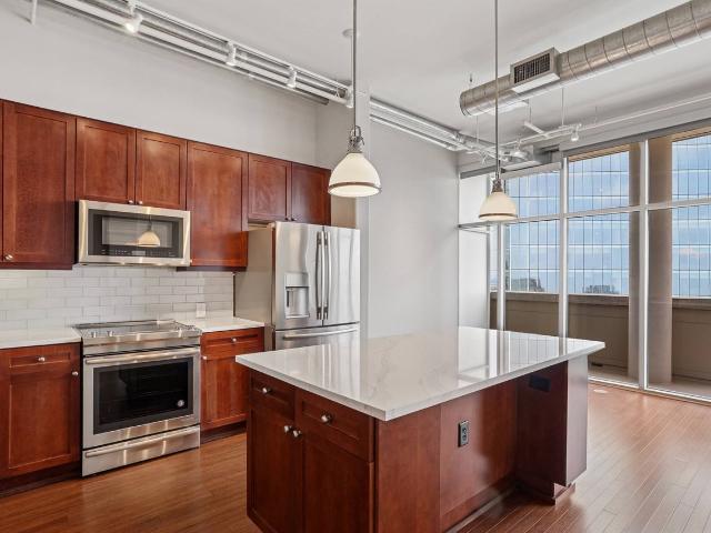 The Ashton 1 Bedroom Apartment for Rent at 2215 Cedar Springs Rd, Dallas, TX 75201 Uptown