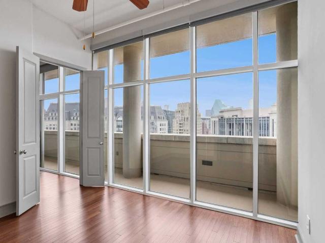 The Ashton 1 Bedroom Apartment for Rent at 2215 Cedar Springs Rd, Dallas, TX 75201 Uptown
