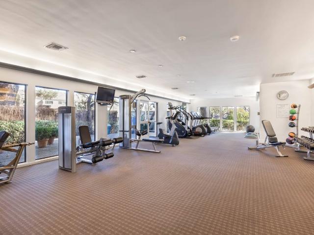 The Aspens South Coast 1 Bedroom Apartment for Rent at 1601 W Macarthur Blvd, Santa Ana, CA 92704 Armstrong