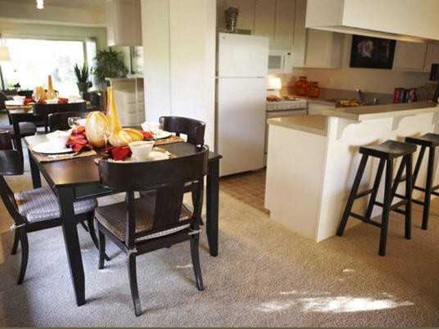 The Aspens South Coast 2 Bedroom Apartment for Rent at 1601 W Macarthur Blvd, Santa Ana, CA 92704 Armstrong