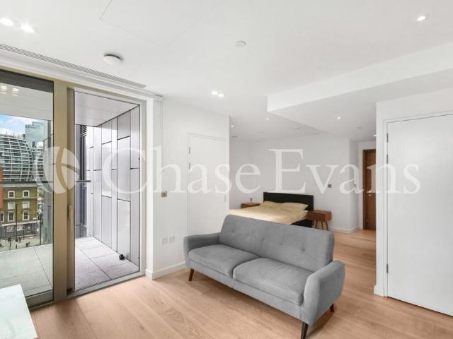The Atlas Building, 145 City Road. Studio to rent £2,600 pcm £600 pw