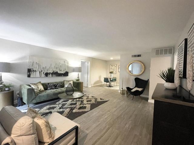 The Aubrey 1 Bedroom Apartment for Rent at 2310 Crescent Park Dr, Houston, TX 77077 Briarforest