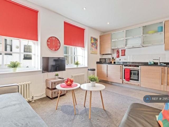 The Auction Rooms, Brighton, BN1 2 bed maisonette to rent £1,950 pcm £450 pw