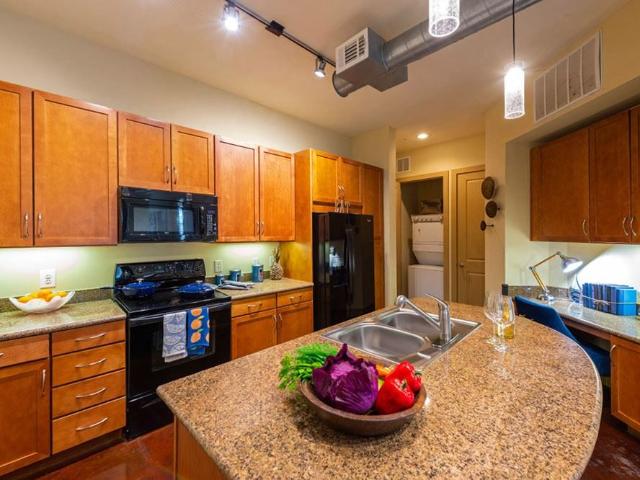 The Augusta 1 Bedroom Apartment for Rent at 2660 Augusta Dr, Houston, TX 77057 Great Uptown