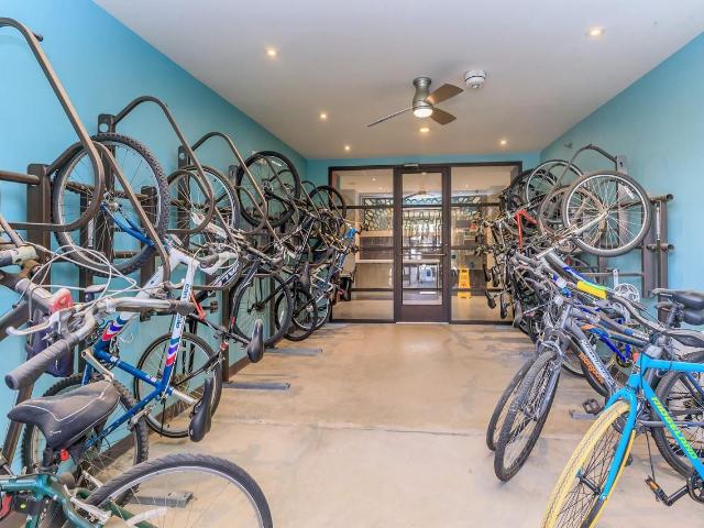 The Austin 2 Bedroom Apartment for Rent at 1212 Singleton Blvd, Dallas, TX 75212 Fredrick Douglas