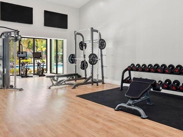 The Avant at Pembroke Pines Apartments 2 Bedroom Apartment for Rent at 11801 Pembroke Rd, Pembroke Pines, FL 33025 Pembroke Lakes South