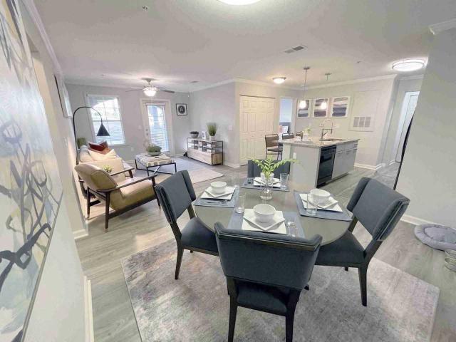 The Aventine Greenville Apartment Homes 3 Bedroom Apartment for Rent at 97 Market Point Dr, Greenville, SC 29607 Pleasantburg