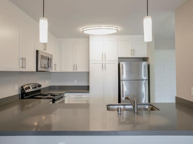 The Avenue at Carlsbad 2 Bedroom Apartment for Rent at 2262 Avenida Magnifica, Carlsbad, CA 92008
