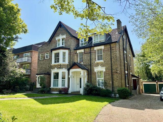 The Avenue, Beckenham BR3 2 bed apartment to rent £1,900 pcm £438 pw