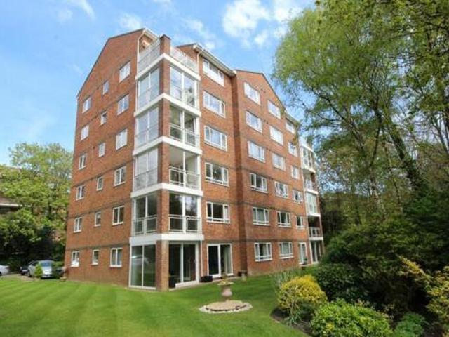 The Avenue, Branksome Park, 3 Bedroom Apartment