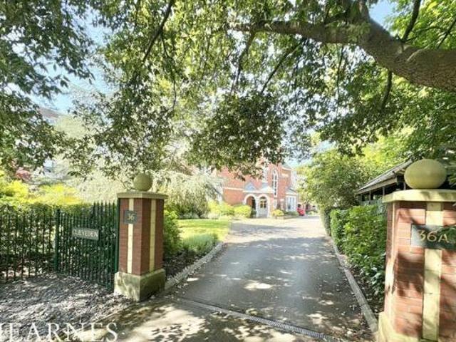 The Avenue, Branksome Park, 4 Bedroom Town