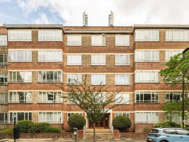 The Avenue, Chiswick W4, 2 bed flat to rent, £2,197 pcm | PrimeLocation