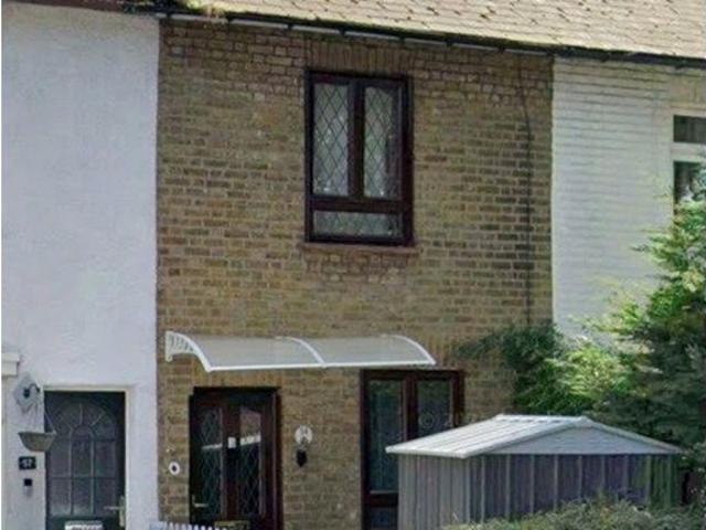 The Avenue, Egham TW20, 2 bed terraced house to rent, £1,650 pcm | PrimeLocation