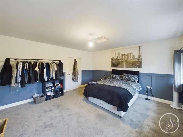 The Avenue, Harewood, Leeds, LS17