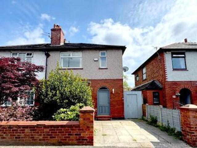 The Avenue, Leigh, 3 Bedroom Semi detached