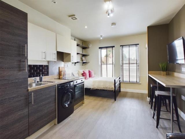 The Avenue, Lincoln LN1, Room to rent, £667 pcm | PrimeLocation