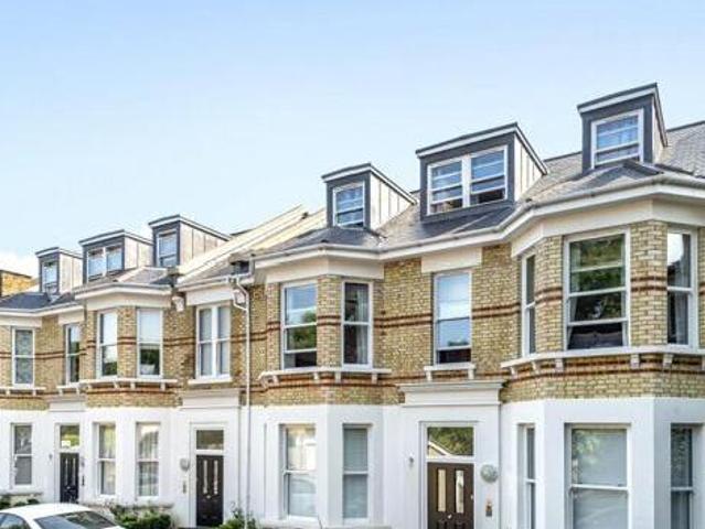 The Avenue, Surbiton, 2 Bedroom Flat
